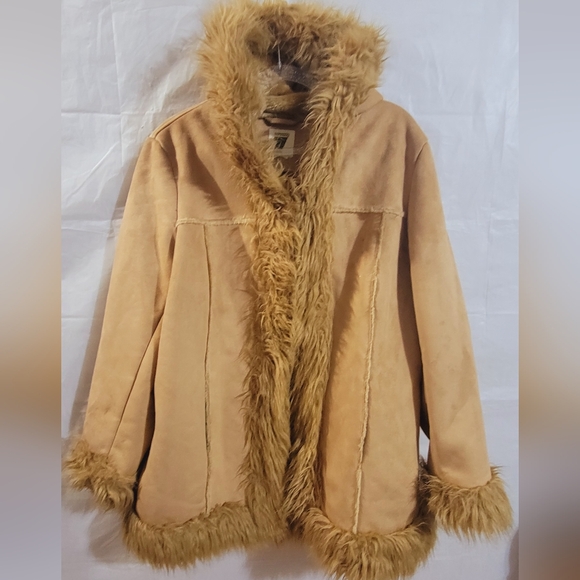 Seventy Seven | Jackets & Coats | Euc Bohemian 7s Hooded Suede Fur ...